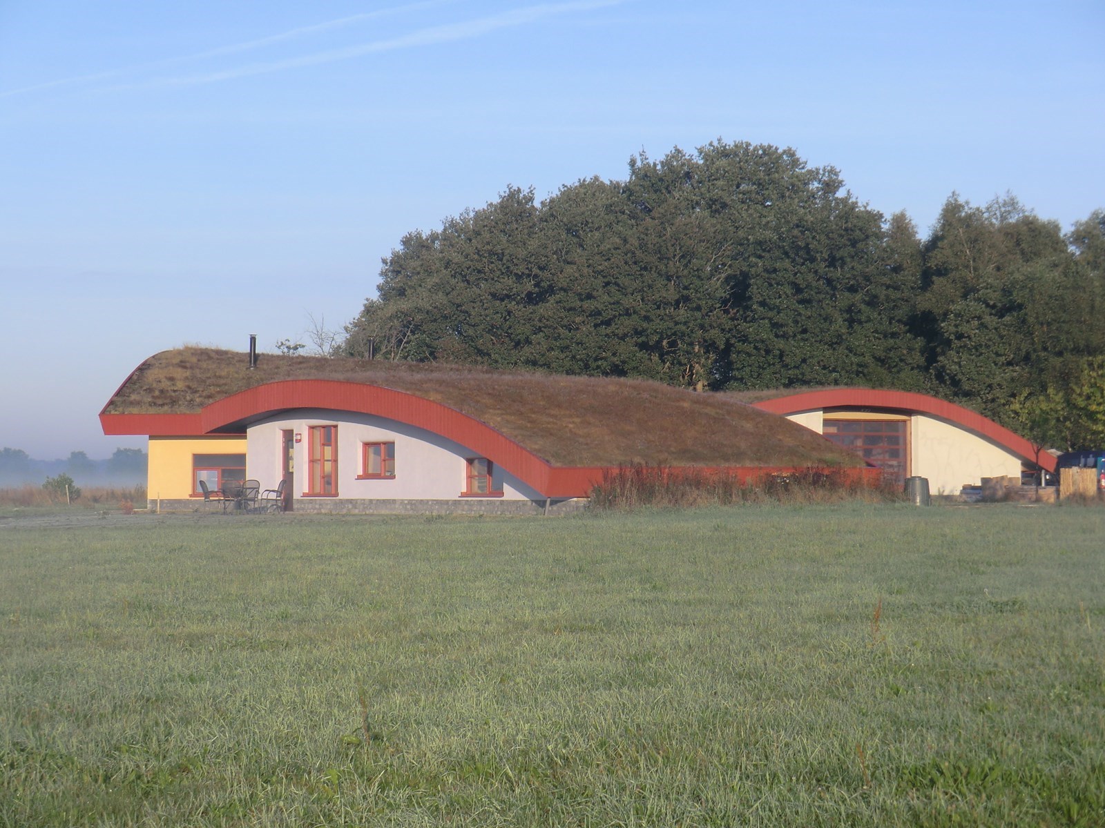 Uniek eigentijs off the grid stro-leem vakantiehuis - OrigineelOvernachten