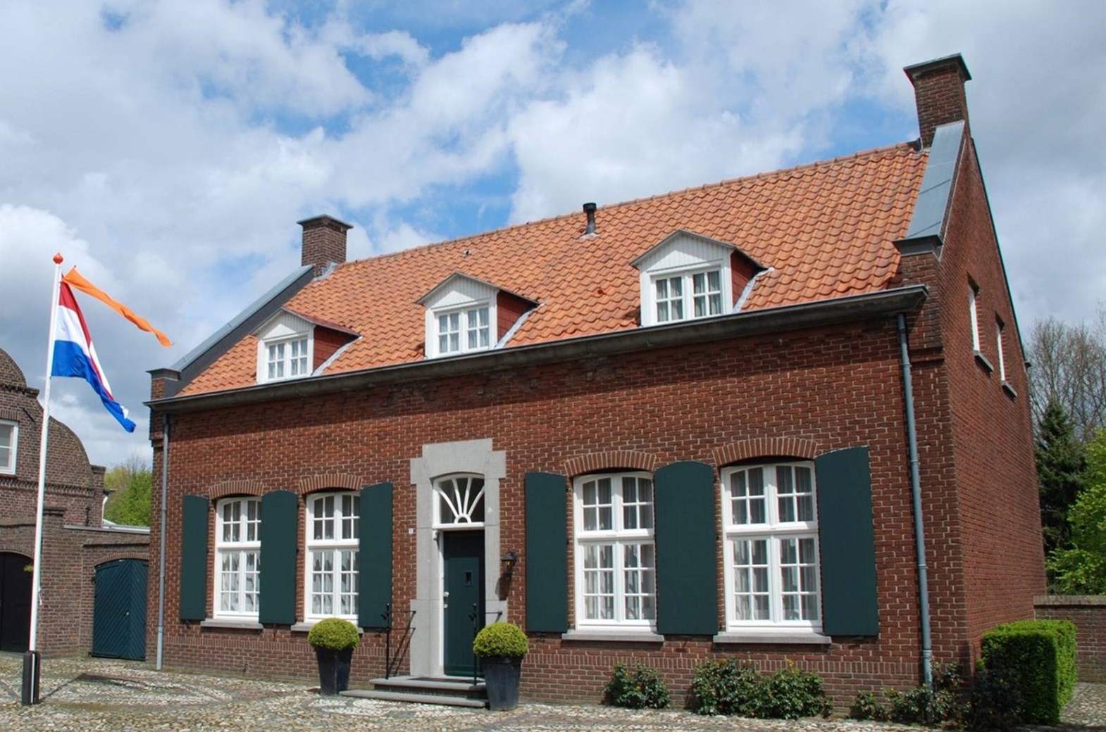 Voormalige Pastorie - OrigineelOvernachten